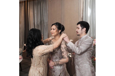 Mengenal Tradisi Tingjing Dalam Rangkaian Lamaran Tionghoa