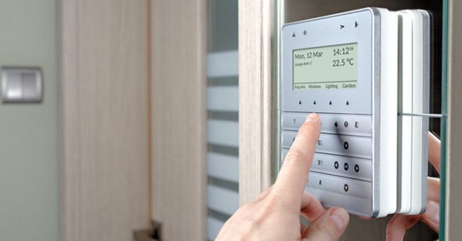 8 Alarm Rumah Anti Maling Terbaik di 2024, Dilengkapi Fitur Canggih