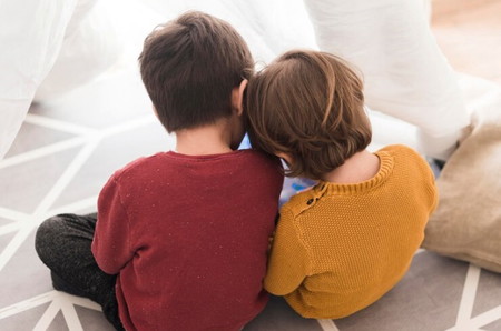 8 Contoh Interaksi Sosial Simpati dalam Kehidupan Sehari-hari