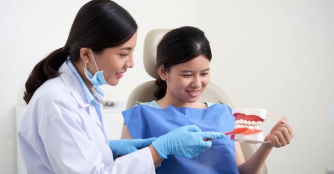 Mitos Gigi Renggang Membawa Keberuntungan, Ini Faktanya