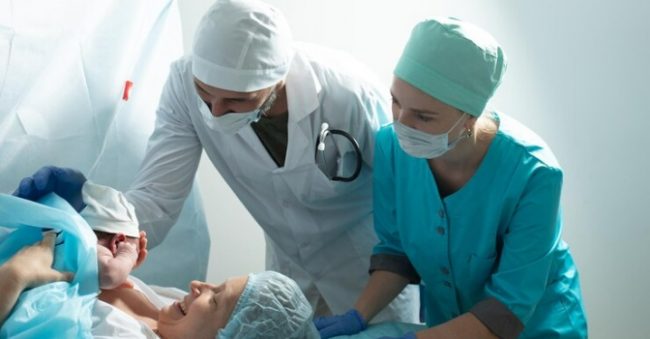 Mengenal Gentle C Section, Apa Bedanya dengan Operasi Caesar Biasa