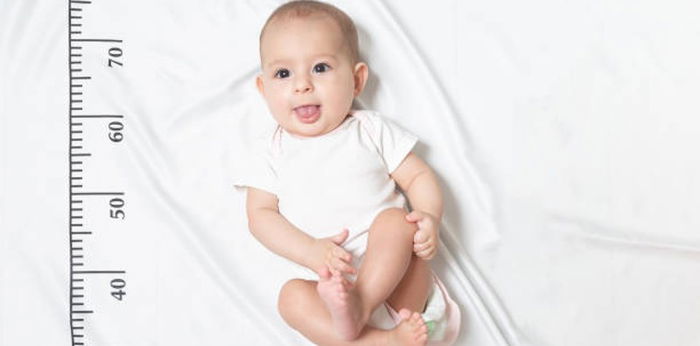 Tinggi Badan Bayi 15 Bulan yang Normal dan Pertumbuhannya
