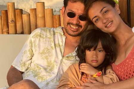 Berasal dari Keturunan Jawa, Ini 6 Artis menikah dengan Orang Batak