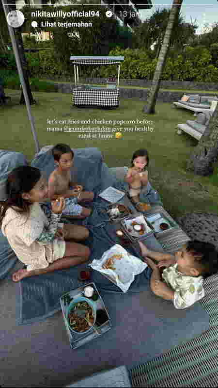 7 Momen Baby Issa Playdate dengan Kiyoji Bachdim