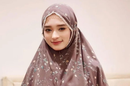 Profil Inara Rusli dan Biodata Lengkapnya