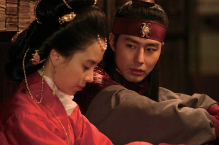 40 Film Semi Erotis Terbaik Paling Panas hingga Terbaru 2026