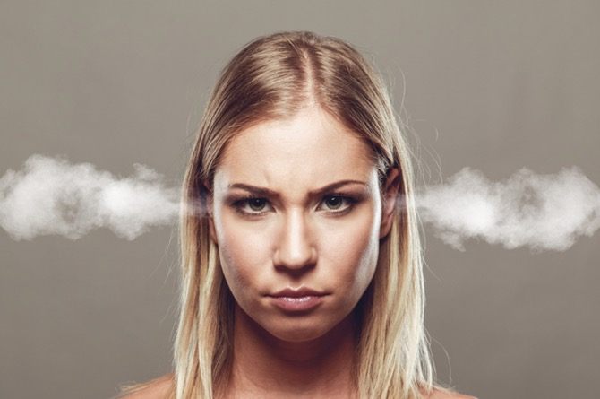 5 Tanda-Tanda Ibu Yang Syok Sendiri – Adakah Itu Anda?