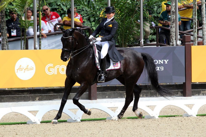 Wanita Hamil 5 Bulan Ini Buktikan Rahim Adalah Tempat Paling Selamat ...