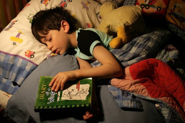 Tidur Awal Bagus Untuk Kesihatan Anak | 3 Tip Bagi Anak Senang Tidur