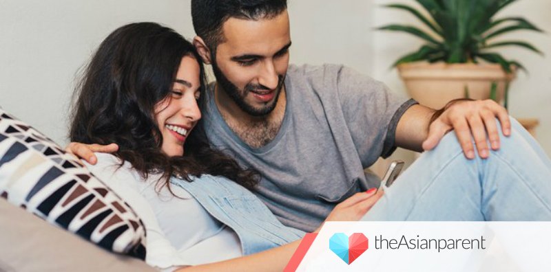 Perut Kenyang Tapi Nak Berasmara? Cuba 5 Posisi Mudah Ini Jom!