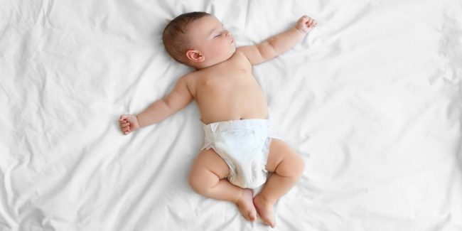 Posisi Tidur Bayi Yang Selamat Adalah Terlentang!