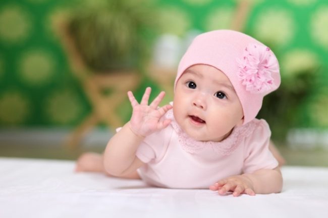 Nama Anak Perempuan Huruf A Dengan Maksud Manis, Terpilih & Ayu