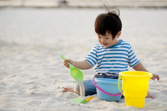 15 Aktiviti Motor Halus Untuk Kanak-Kanak Yang Menarik