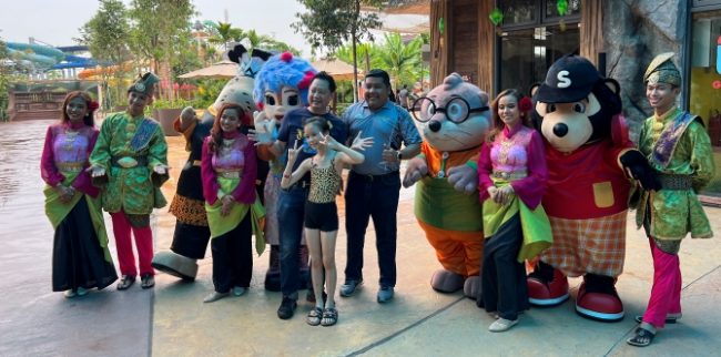 SplashMania Offers Two-week Performances, Fun Activities For Raya