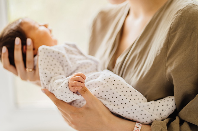 Tali Pusat Bayi Berdarah, Adakah Ia Normal?